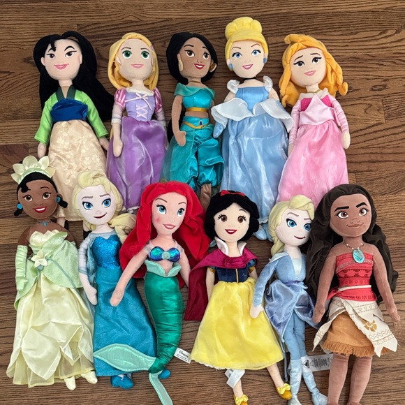 Disney | Toys | Disney Princess Plush Doll Collection Ariel Moana Elsa ...
